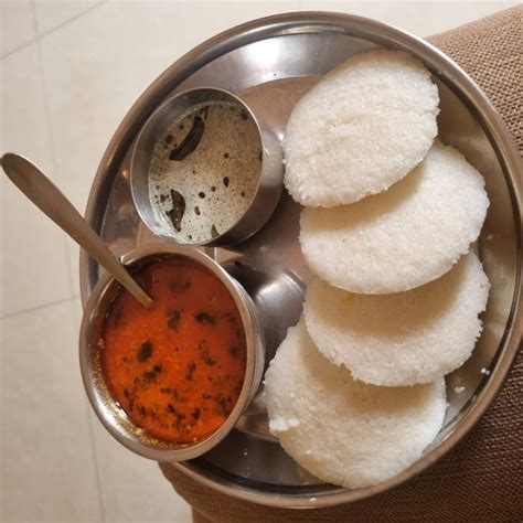 Idli Sambar And Mint Chatni 9gag