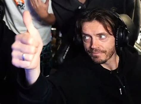 Пин от пользователя Ulyana Pugacheva на доске Мемы в 2024 г Фанатка Самые привлекательные