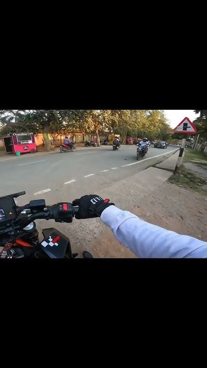 Aaj To Bach Gaye 😱 Fight Roadrage Shortvideo Shorts Motovlog Youtube