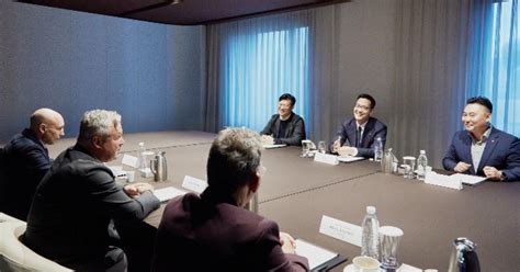 美 3대 버거 파이브가이즈 온다 김동선 첫 작품