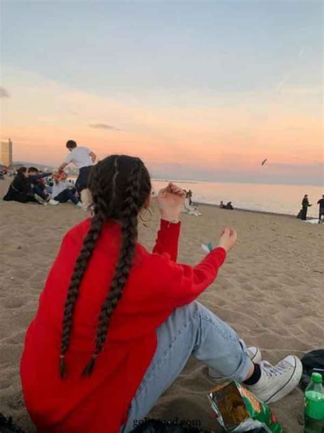 عکس دختر فیک 2024؛ بسیار خفن برای پروفایل صفحه مجازی و گول زدن مخاطبین