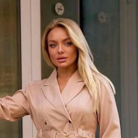 Женщины модели Каталог Whitefox