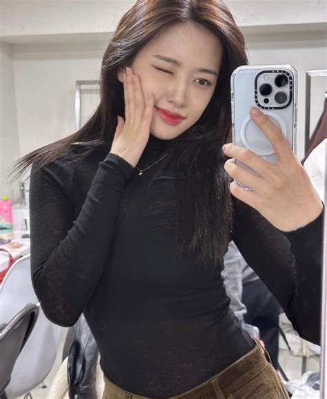 아이브 안유진 오늘은 파워 시크 완전 힙해