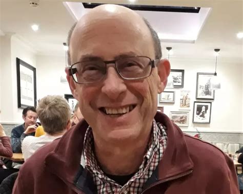 Warren Lakin Comedy Promoter And Guardian Of Linda Smiths Legacy Dies At 71 British Brief