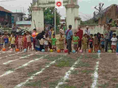 ရွှေဘိုခရိုင်ရှိ စစ်ဘေးရှောင် စာသင်ကျောင်းတွင် မိုးရာသီ အားကစား ပြိုင်ပွဲများ ပြုလုပ် Khit