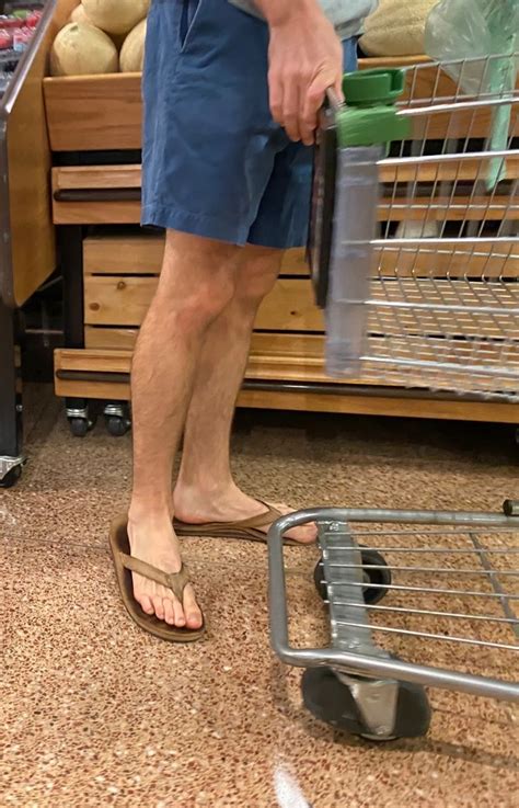 Frat Outfits Male Foot Worship Bare Men Rainbow Flip Flops Rainbow