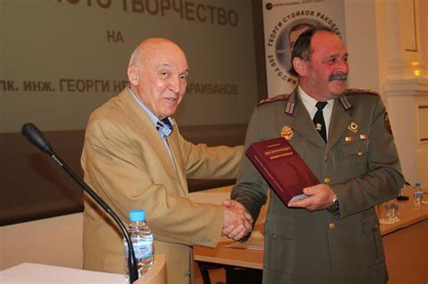 Представяне на книги на о р полк Георги Караиванов Военна академия Георги Стойков Раковски