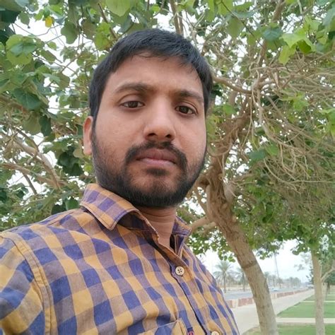 ‎محمد زوبير‎ Zwbyr5710 • Threads Say More