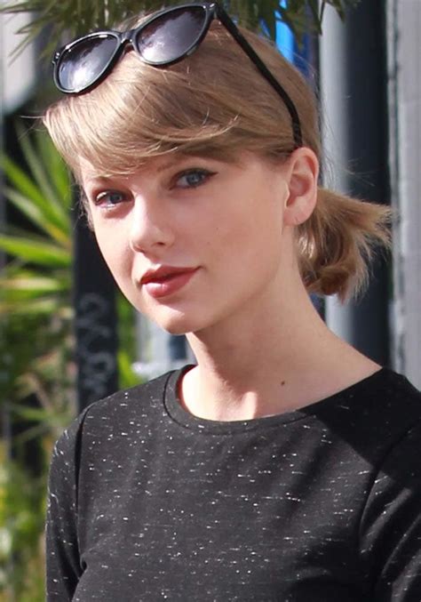 Taylor Swift Rocks Ponytail In Rag Bone Miles Lace Up Boots