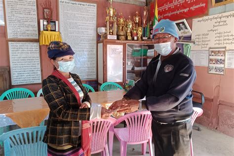 လွိုင်လင်မြို့တွင် ပုံမှန်ဝင်ငွေမရှိသည့် အိမ်ထောင်စုများအား ထောက်ပံ့င