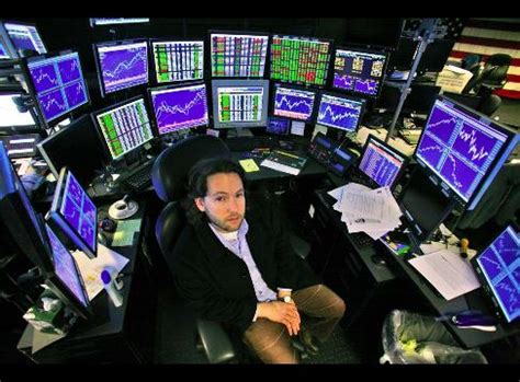 Information Do People Really Want To Look At Multiple Windows At Once