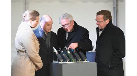 Войната изпразни оръжейните складове 10 г са нужни на ЕС да е готов за отбрана 168 Часа