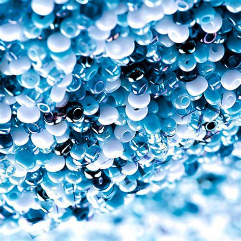 Как украсить платье своими руками стразами бисером пайетками и бусинами — модные дизайны и