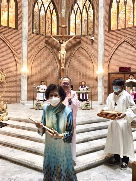 เขต 2 มอบใบเชิดชูเกียรติผู้สูงอายุที่มีอายุ 80 ปี