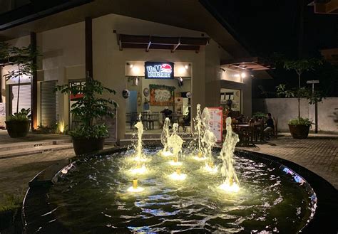 vandv burger el nido restaurant reviews photos and phone number tripadvisor