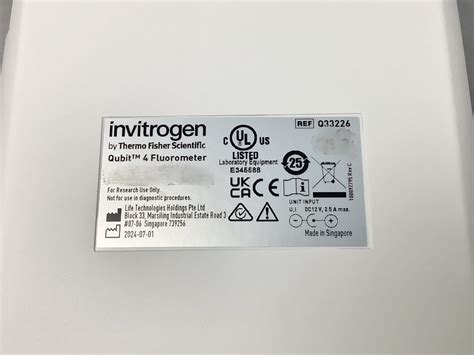 Qubit 4 Fluorometer 2024 Still In Box The Lab World Group