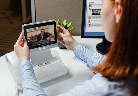 Cisco Eases Mobile Collaboration With Cius HD Video Capable Business Tablet TechGadgets