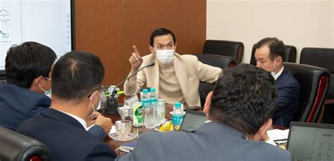 Н Учрал Төрийн байгууллага хуулиа хэрэгжүүлэхгүй байгаа учраас хуулийн нэр хүнд унаж байна