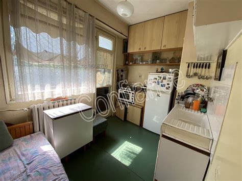 Пловдив Двустаен апартамент Двустаен апартамент 61 кв м Панел 1967 г Непоследен Апартаменти