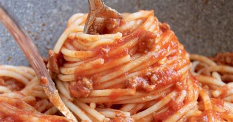 Authentic Italian Homemade Pizza Sauce Recipe Christinas Cucina