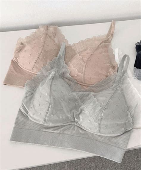 편한 패드 캡 일체형 노와이어 홑겹 브라 도트 레이스 백리스 브라렛 브라탑 등파인 옷 여름 면 스판 편한 브래지어 와이어리스