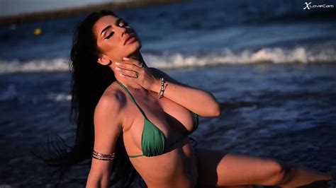 Very Sensual Sunbathing On The Beach Eporner