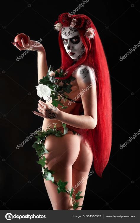 Sexy Model With Sugar Skull Make Up Posing Stock Photo Serhii Bobyk Gmail Com 331500978
