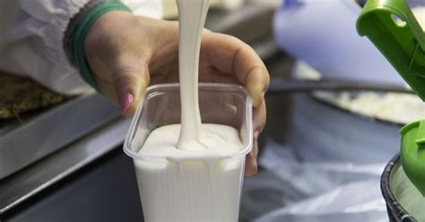 Опасные творог и сметану нашли в Волгоградской области Новости Mail