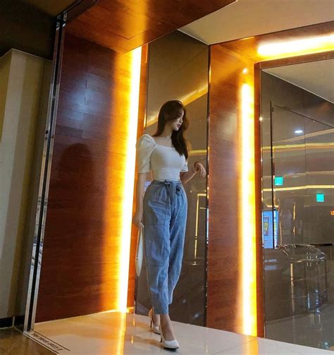 E컵 김현영 인스타 모노키니 수영복 슴골 몸매 한복모델 키 나이 성형 쓰리사이즈놀러갈 네이버 포스트