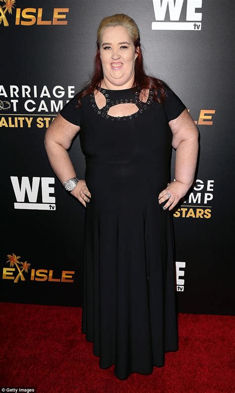 Mama June Goes Bra Free In Nyc After Boob Job Daily Mail Online