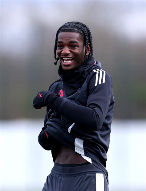 Who Is Ayden Heaven Man United Teenager Starts In Europa League Vs