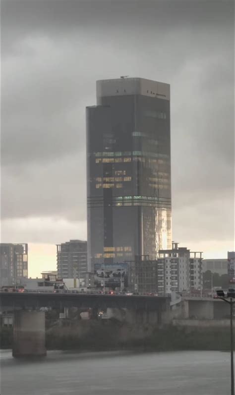 Cambodia សម្រស់អំឡុងភ្លៀវធ្លាក់នៃ អគារអគ្គនាយកដ្ឋានពន្ធដារ កម្ពស់ ១៥៤ ម៉ែត្រ ឬ ៣២ ជាន់