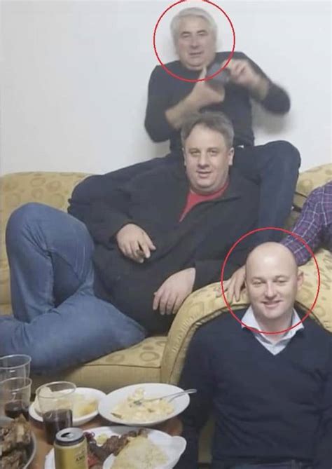 Фортификација On Twitter Rt Offdutycomedian Надреализам