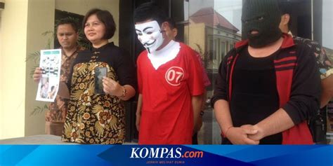 Pesta Seks Sesama Jenis Pria Digerebek Polisi Di Surabaya
