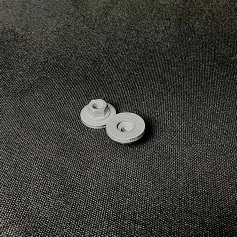 Shock Nut Front Giuliastelvio