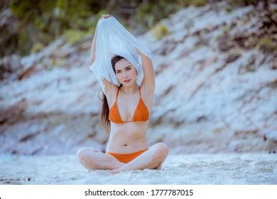 Sexy Asian Girl Body Nude Naked库存照片1430038091 Shutterstock