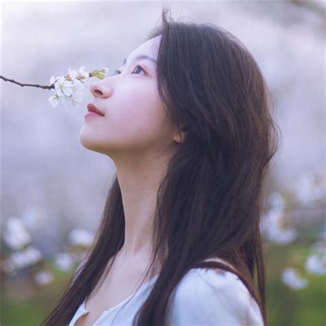 實時拍攝清新小美女 每日頭條