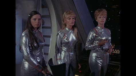 Netflix Is Developing A Lost In Space Remake Artofit