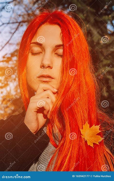 Beautiful Redhead Girl With Long Strong And Thick Hair Perfect Woman