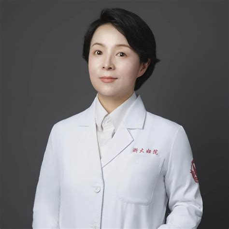 医生你好，做了hpv检查，显示66型阳性，这个严重吗？后面我该怎么办？我和男朋友每次性生活时都戴套了，为什么还会感染这个病毒，是我男朋友有这个