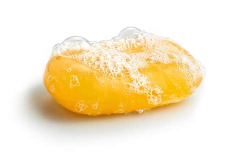how saponification makes soap