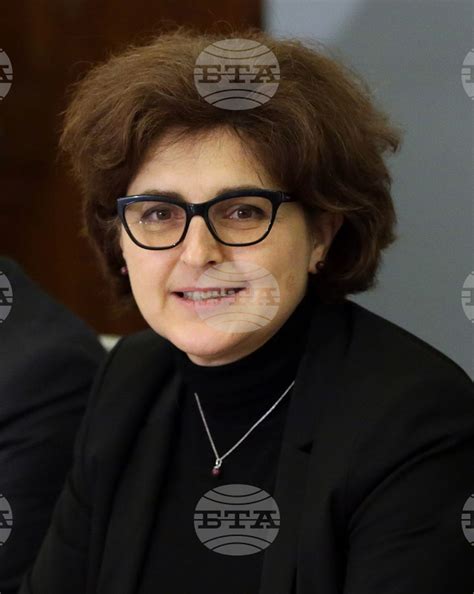 Маринела Петрова е кандидат за министър на финансите Утро