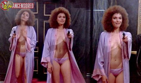 Nackte Mary Elizabeth Mastrantonio In Scarface