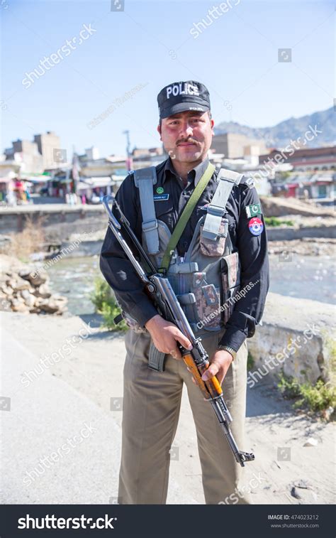 Pakistan Gun Market Photos Images And Pictures Shutterstock