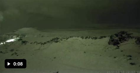 The Exact Moment The New Volcanic Eruption Started In Iceland Last