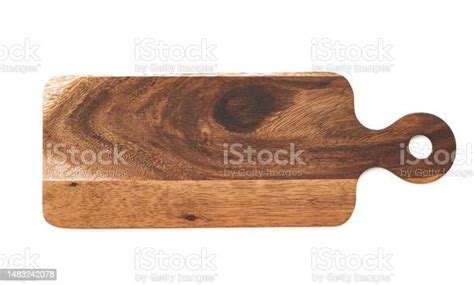 빈 모형은 빈 나무 절단 또는 흰색 배경에 격리된 보드 또는 트레이를 제공합니다 고립된 빈 나무 판자를 조롱하다 0명에 대한 스톡 사진 및 기타 이미지 Istock