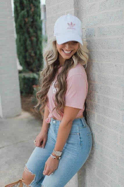 Mathilde 🦋🧚🏻‍♀️ Mathildtantot • Фото и видео в Instagram Outfits