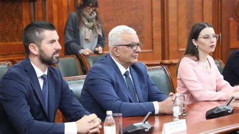 Мандић Попис потврдио да је српски народ у Црној Гори већинска језичка заједница — Rt Balkan