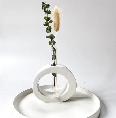 Ваза минимализм — цена 180 грн в каталоге Вазы Купить товары для дома и быта по доступной цене