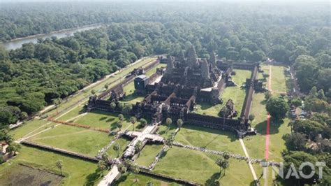 មហា អង្គ កឋិនទាន ធ្វើ នៅ អង្គរវត្ត ទាក់ទាញ ពុទ្ធសាសនិក ជន ជិត១ម៉ឺន នាក់ Tnaot